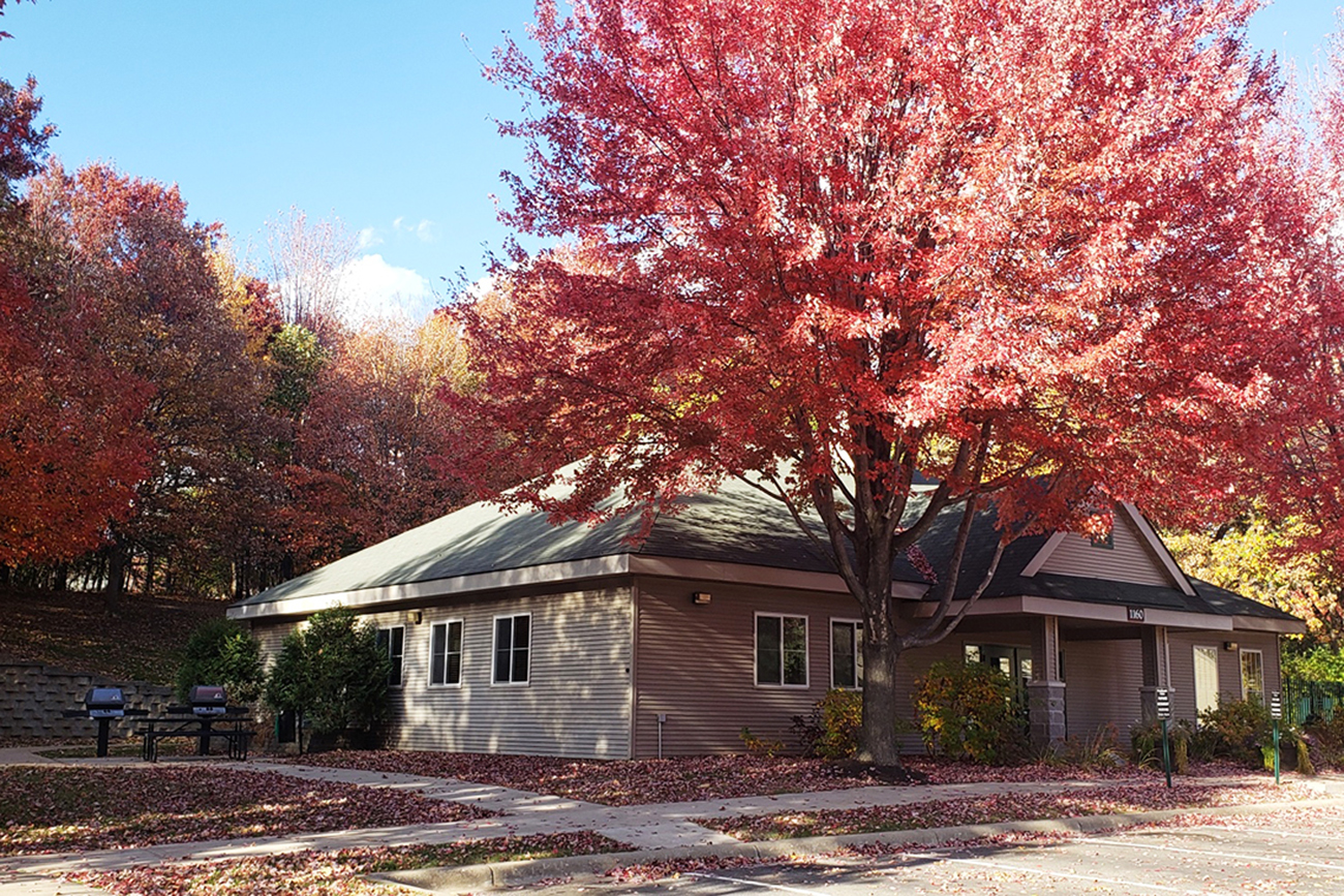 Amenities | Apartments in Eagan MN | Promenade Oaks Townhome Living